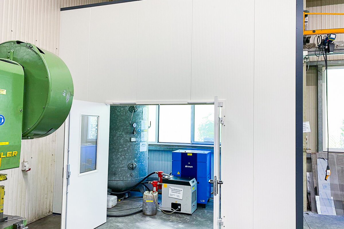 Schallschutzkabinen | Produkte | Jansen Systembau